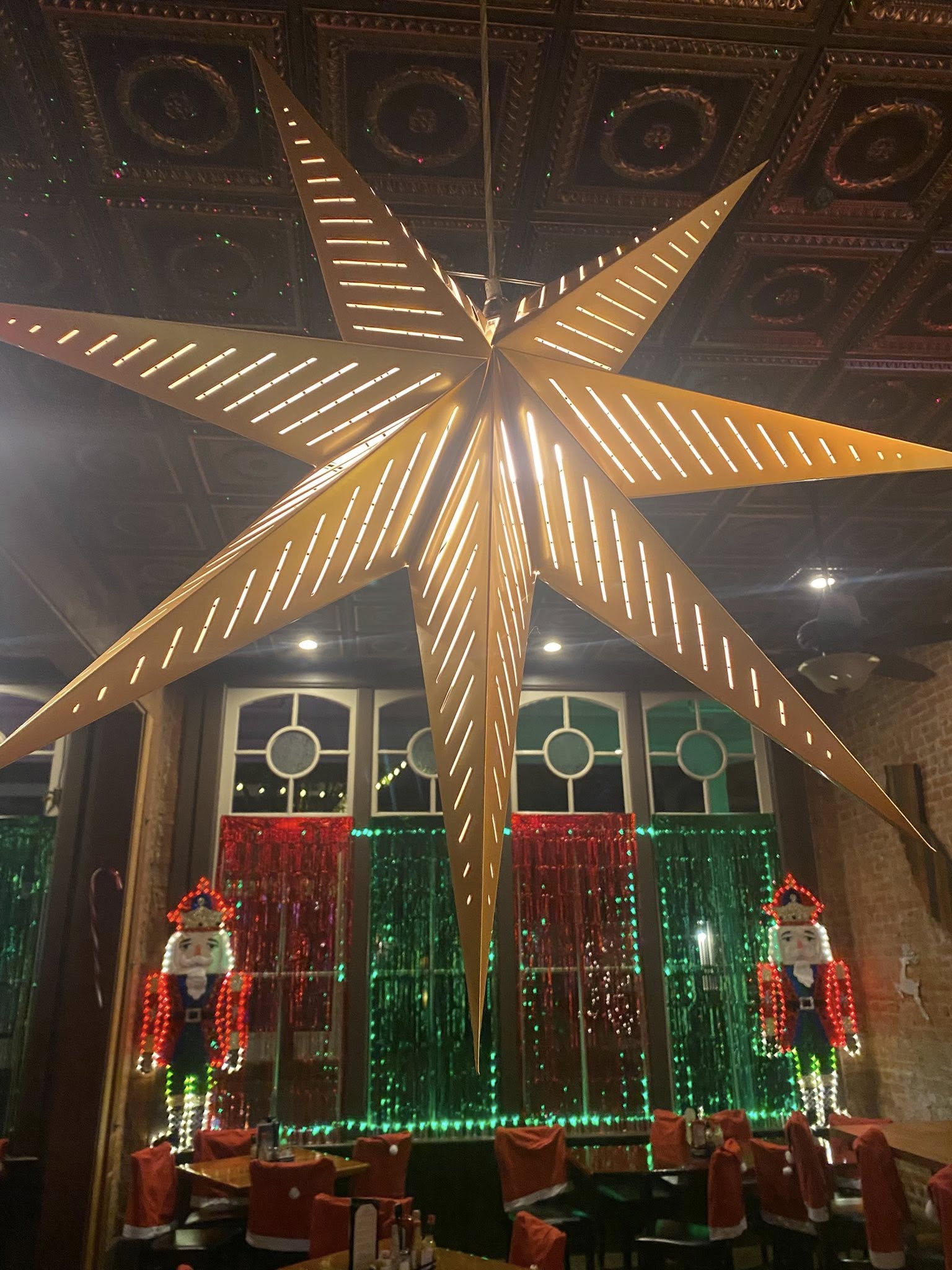 Holidays with Mojo's & Kitchen428